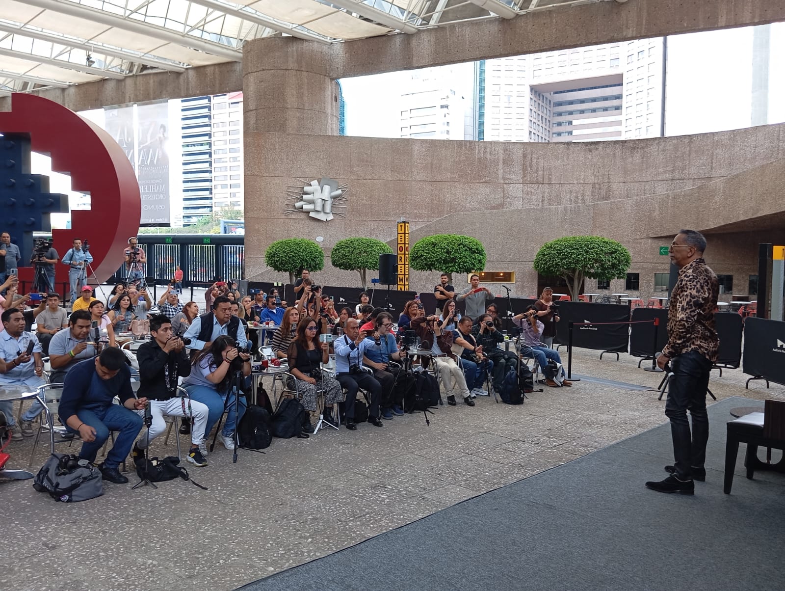 Alberto Barros se declara listo para su show en el Auditorio Nacional ...